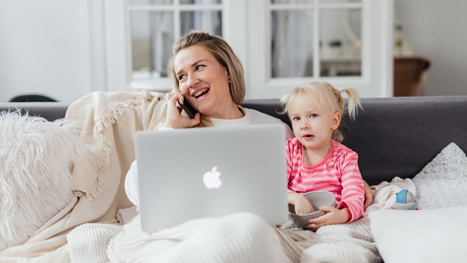 Proven Strategies to Stop Child Phone Addiction - Social Experience Hub